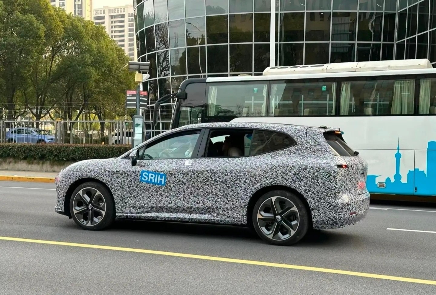Huawei-SAIC's "Shangjie" EV spotted, set to be HIMA's most accessible model