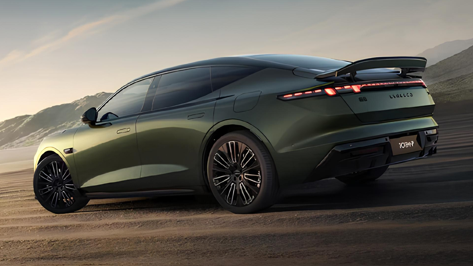 Lynk & Co 10 EM-P PHEV sedan breaks cover in China with 523hp