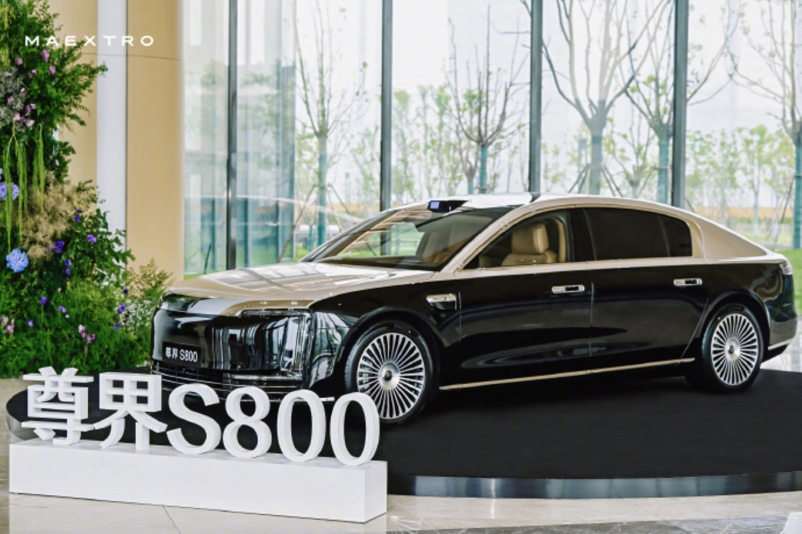 Huawei’s Maextro S800 flagship sedan hits 6,500 orders within 30 days ...