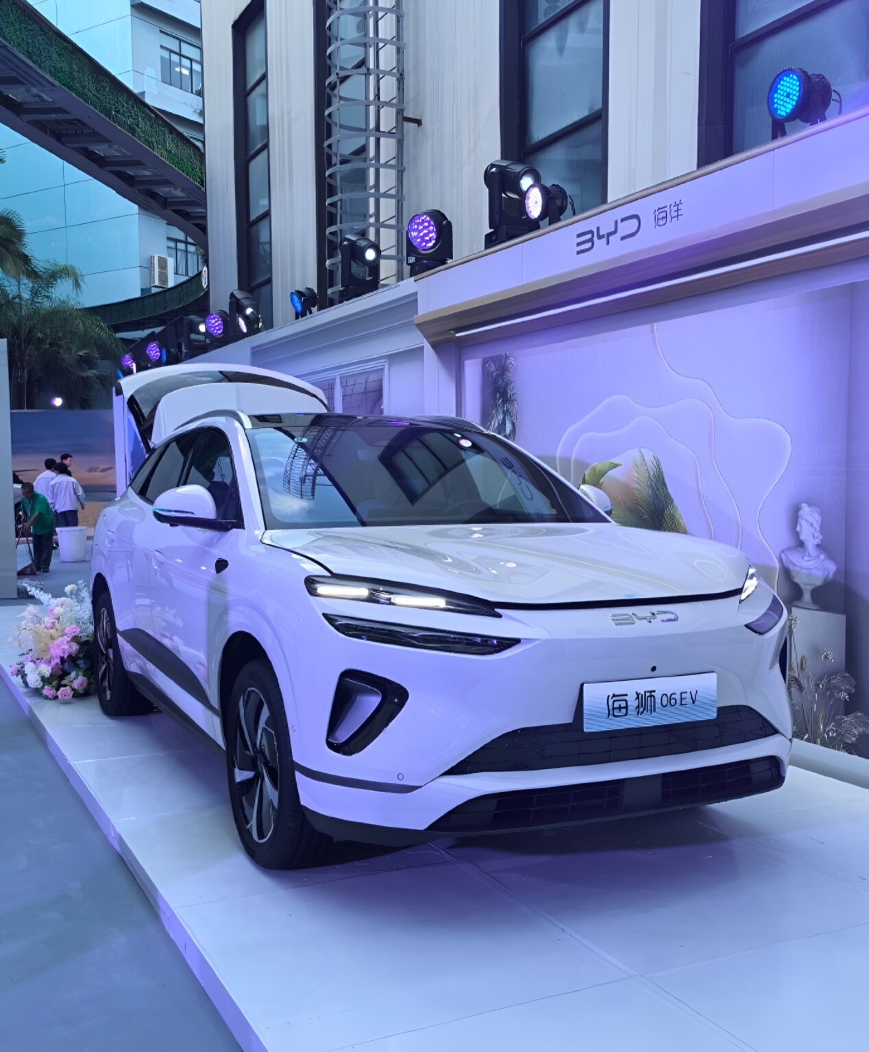 BYD Sealion 06 SUV launched in China from 19,300 USD, with Blade ...