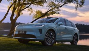 HIMA's Shangjie H5 SUV official images revealed, jointly developed by SAIC and Huawei