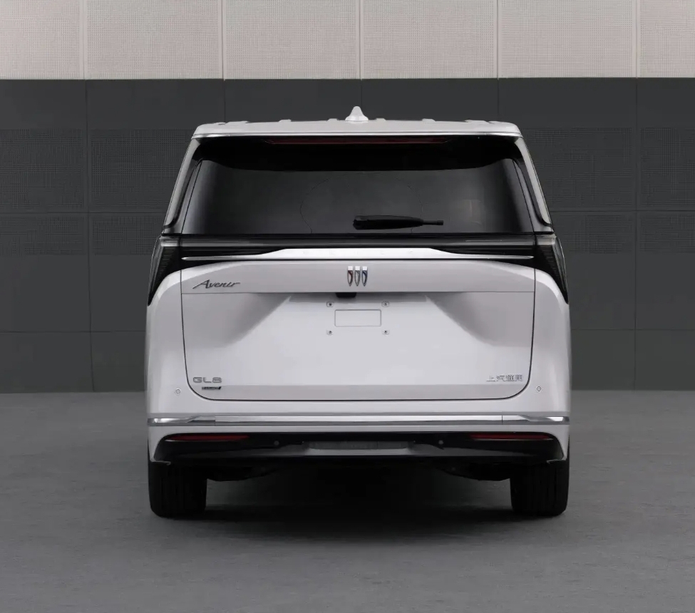 SAIC-GM's new Buick GL8 is industry's first plug-in hybrid MPV with 5C battery, company says