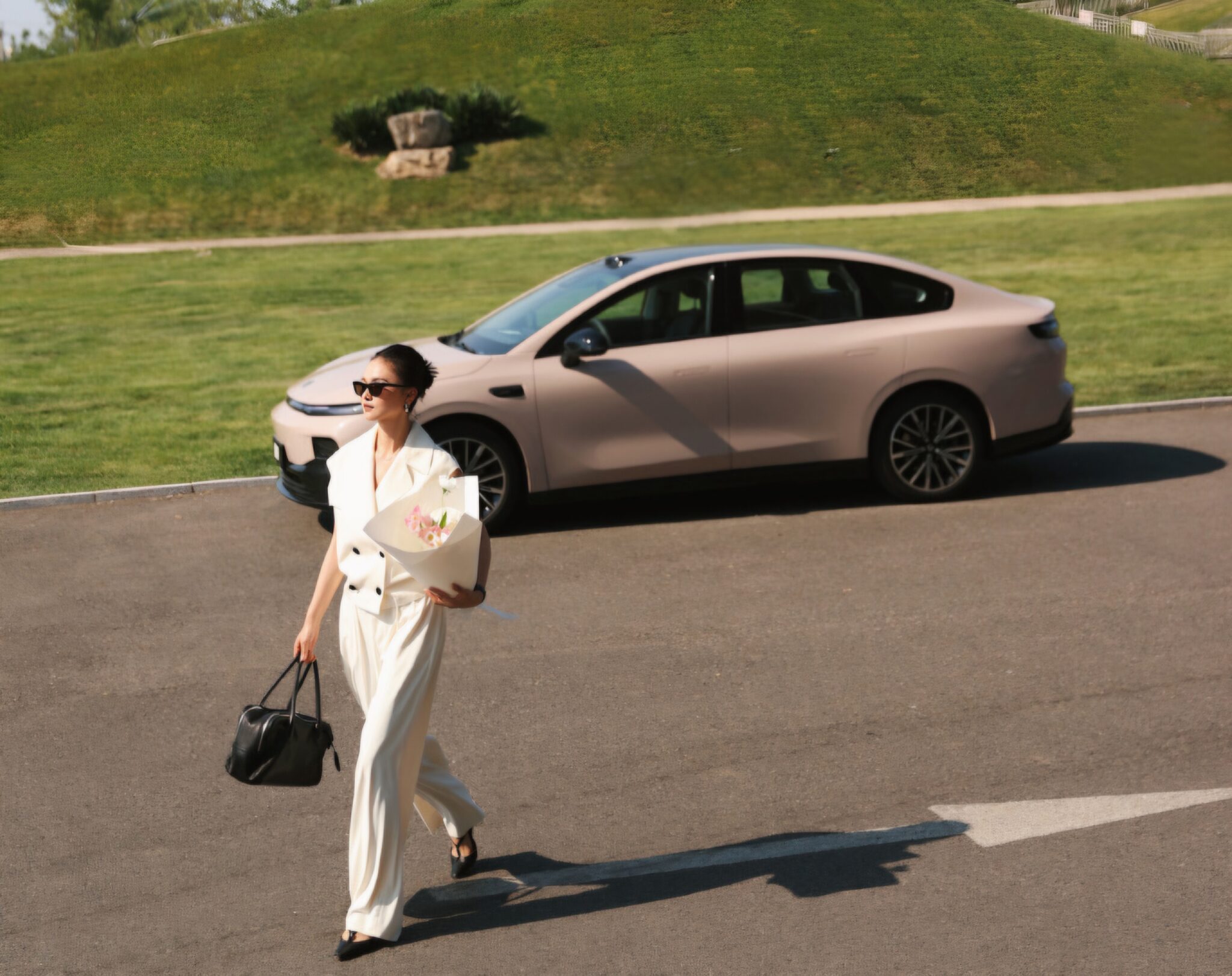 Leapmotor B01 EV sedan launched in China with 430km to 650km cruising ranges