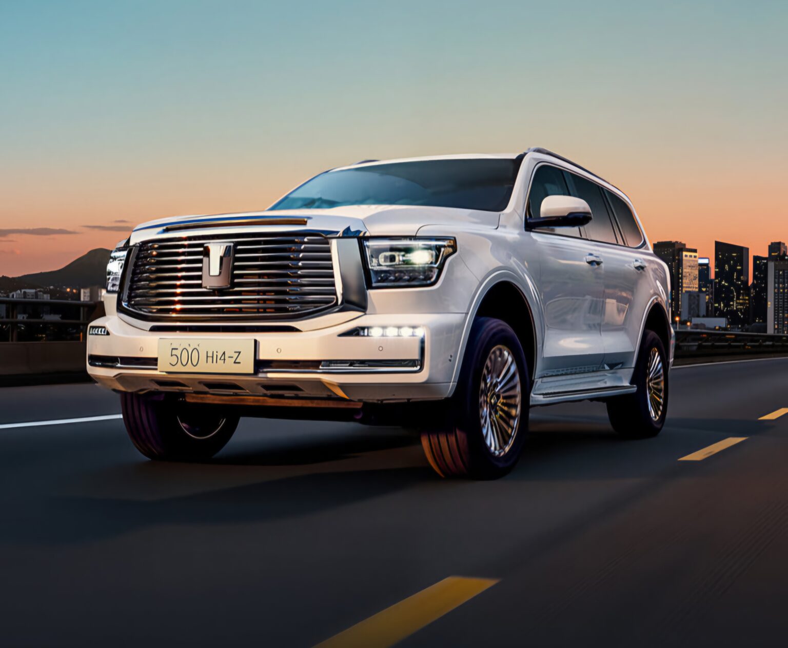 GWM debuts new Tank 500 plug-in hybrid off-road SUV, pre-sale in August