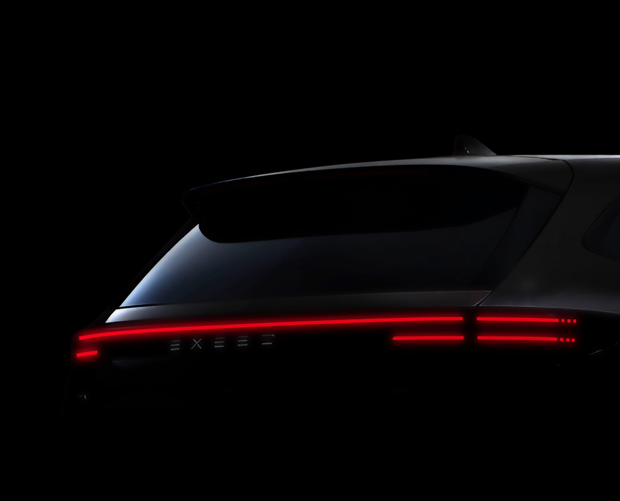 Chery revealed more Exeed Exlantix E05 EREV images, global debut in September