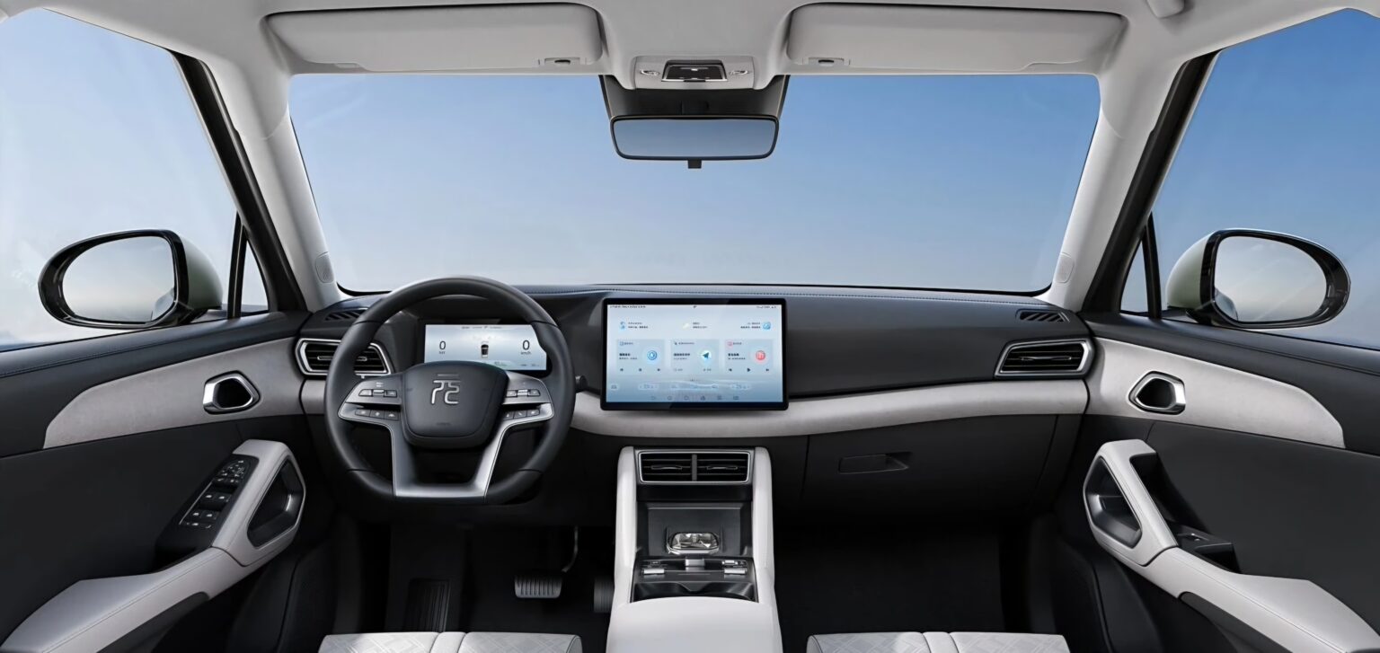 BYD adds new Yuan UP entry-level trim priced at 10,400 USD, without ...