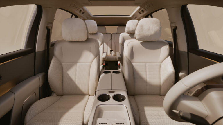 Li Auto i8 electric SUV started presales in China for 48,750 USD