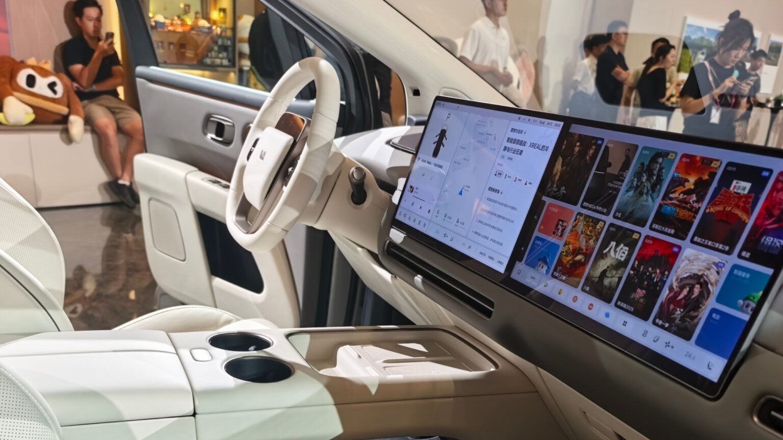 Li Auto i8 EV SUV launched in China - starting at 44,830 USD