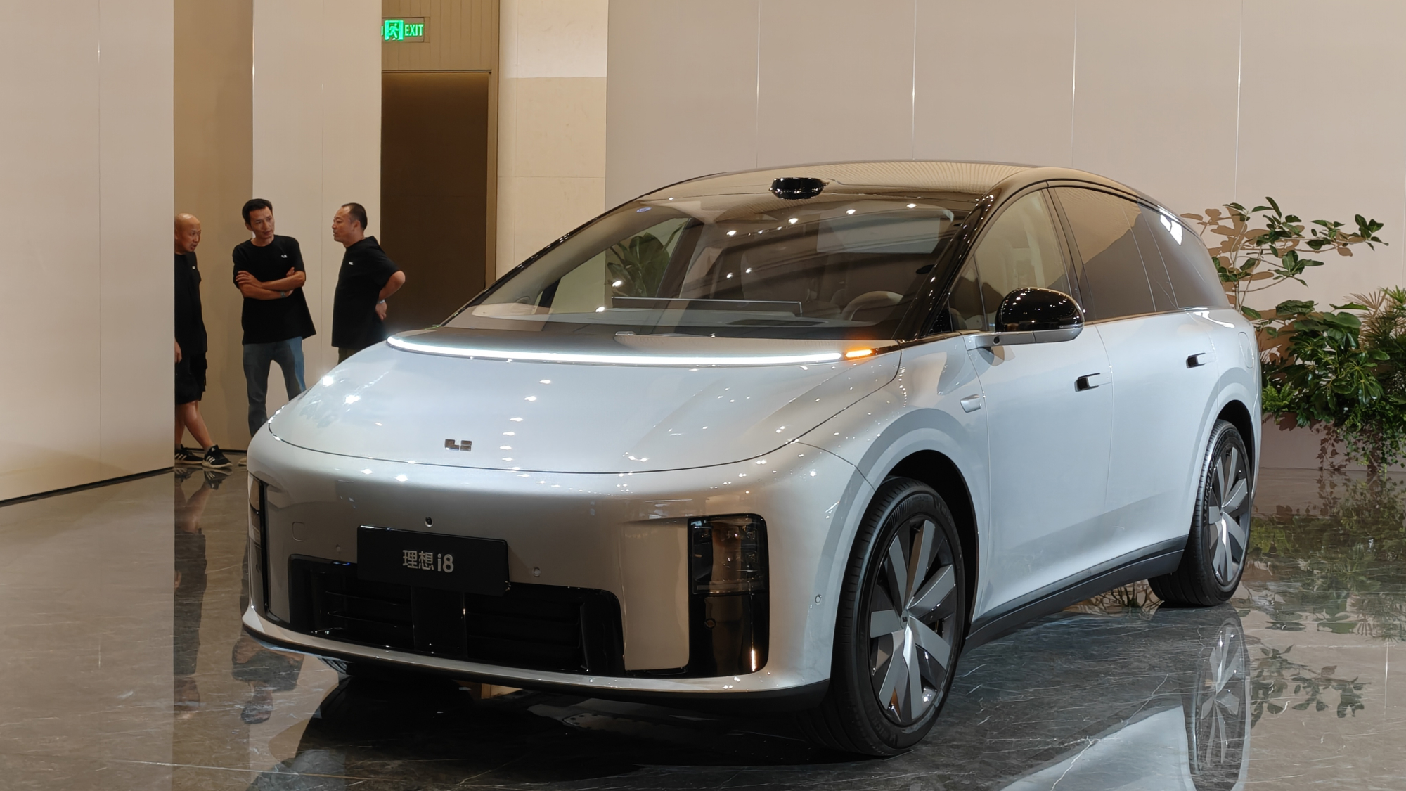 Li Auto i8 EV SUV launched in China - starting at 44,830 USD