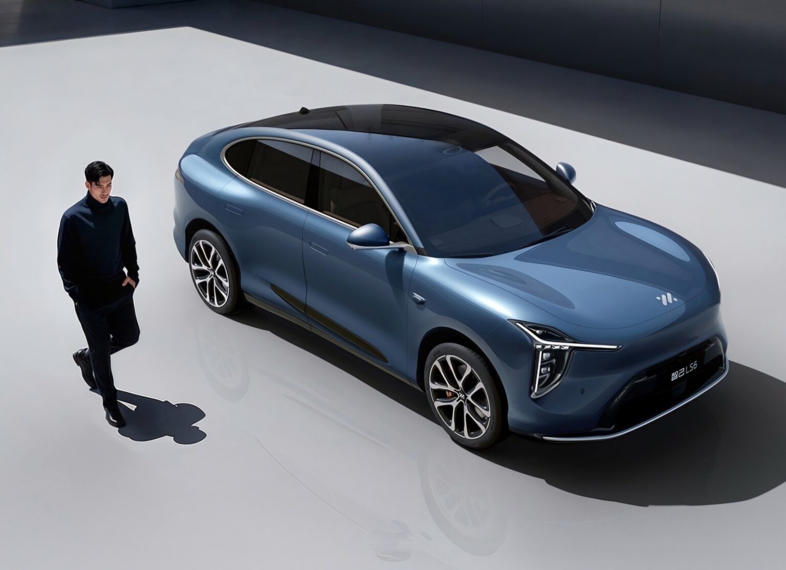 SAIC's new IM LS6 with CATL's Freevoy Super Max battery starts pre-sale