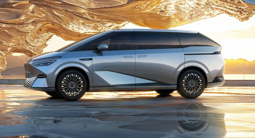 Xpeng X9 range-extender MPV parameters exposed, launch in Q4