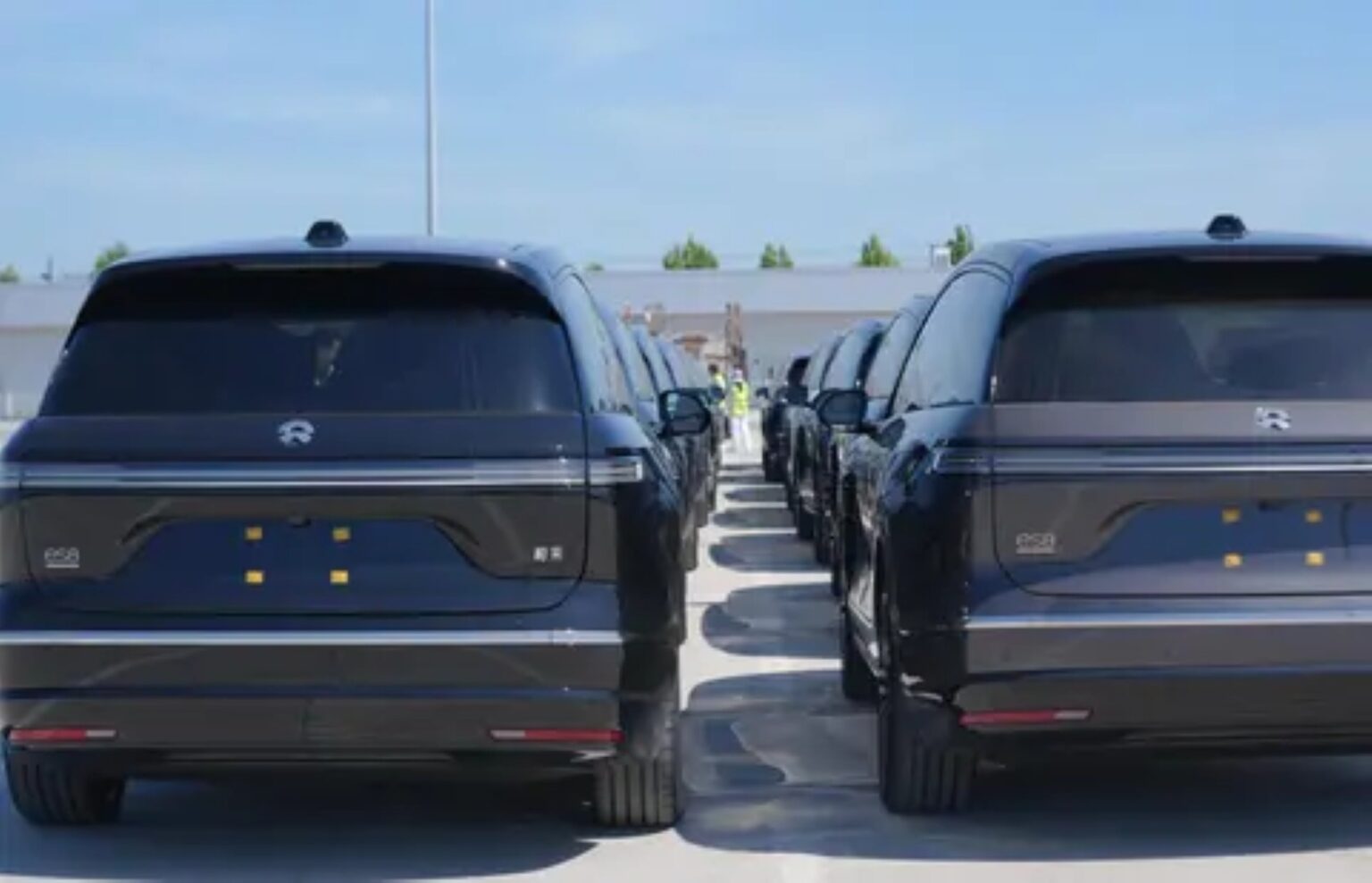 New Nio ES8 SUV on NT3.0 platform heading to dealerships, pre-sales begin August 21 in China