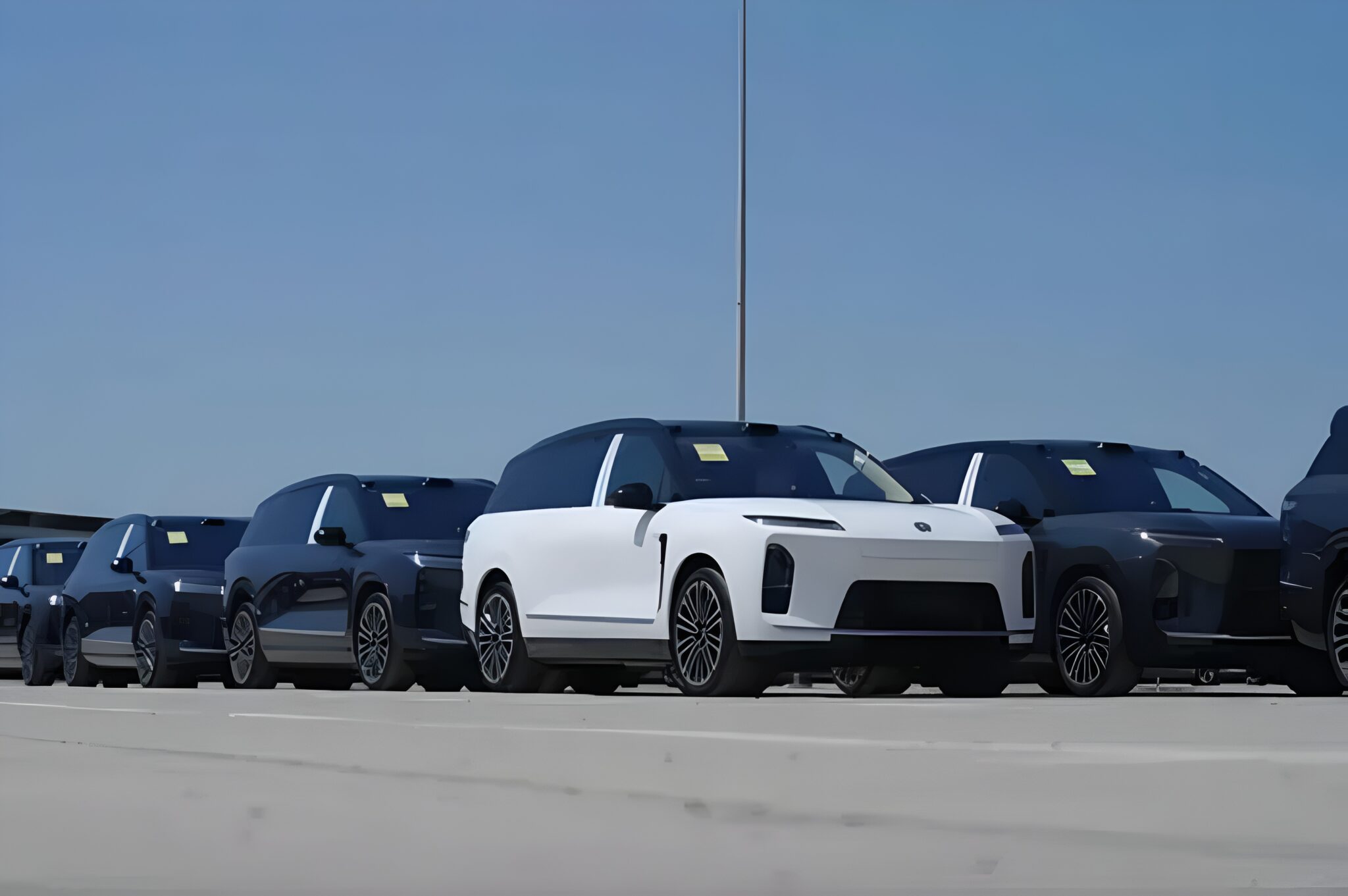 New Nio ES8 SUV on NT3.0 platform heading to dealerships, pre-sales begin August 21 in China