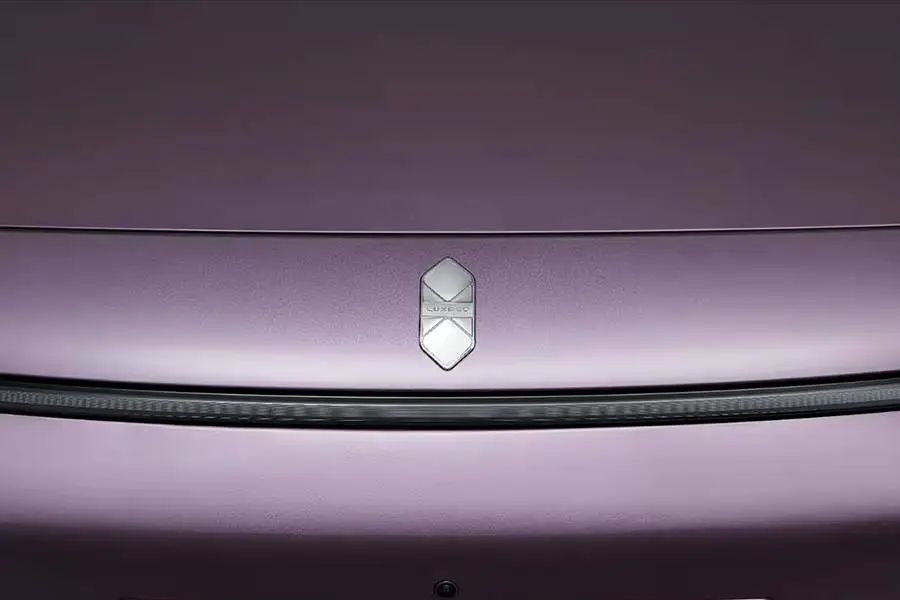 Updated Luxeed R7 official images released by Huawei and Chery ...