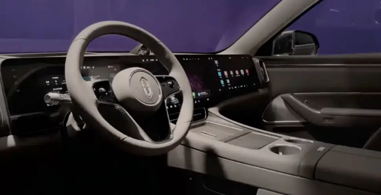 Huawei's Aito M8 BEV officially launched at 50,000 USD with CATL ...