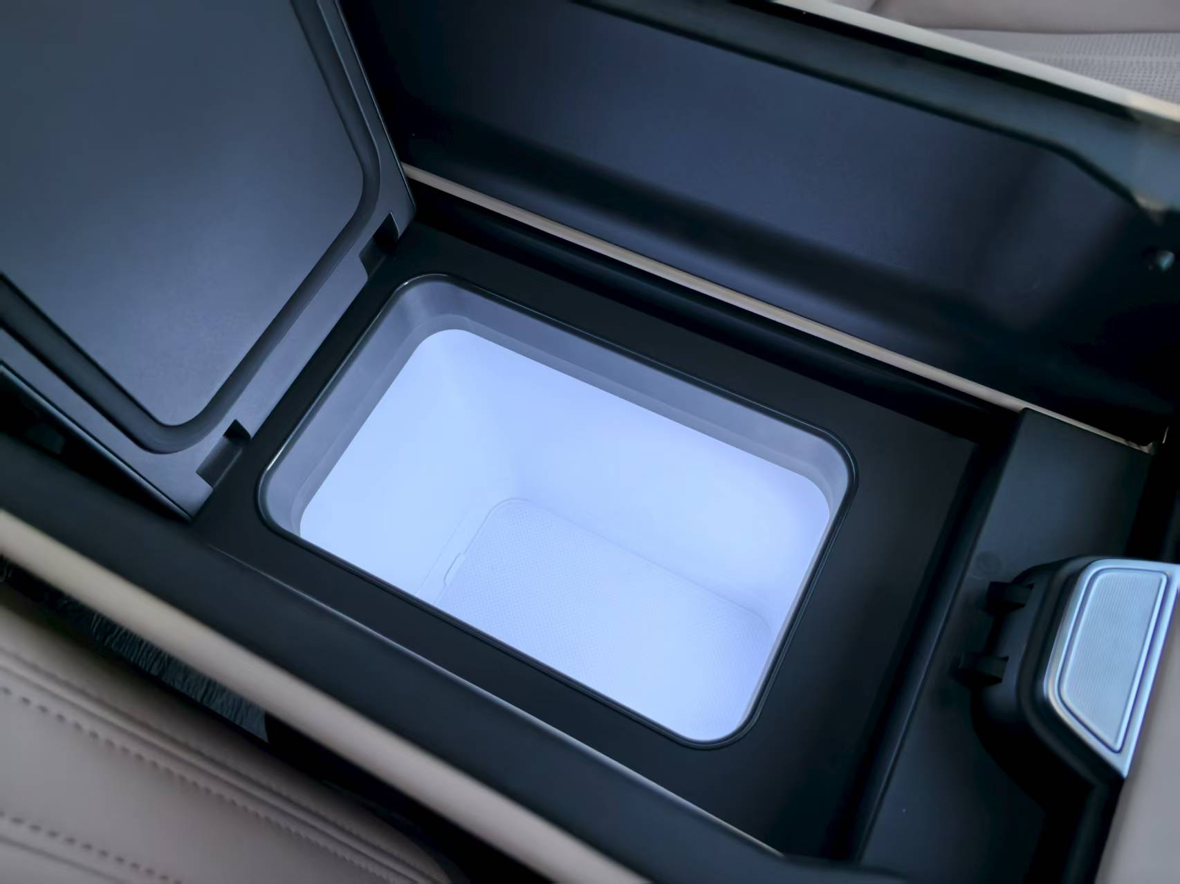 Chery's Jetour Shanhai L7 Plus PHEV with a 1700km combined range ...