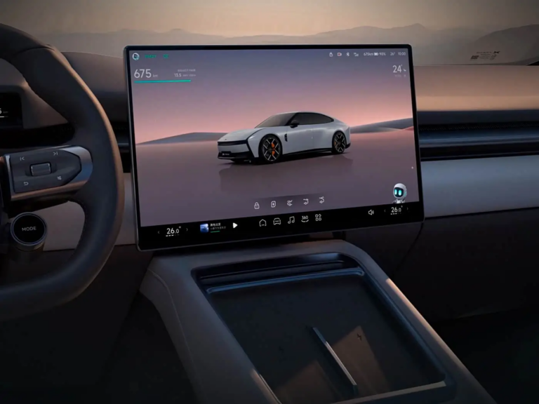 Xpeng's new P7 electric sedan with maximum range of 820 km debuts today