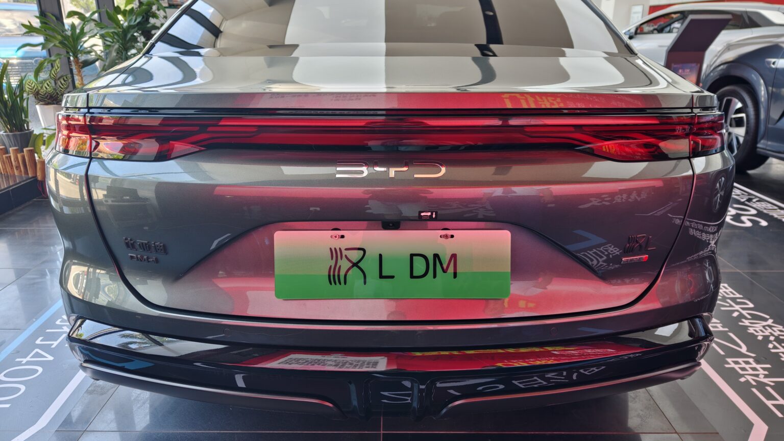 Sunday China Drive | BYD Han L EV 1,086 hp dual-motor EV tested