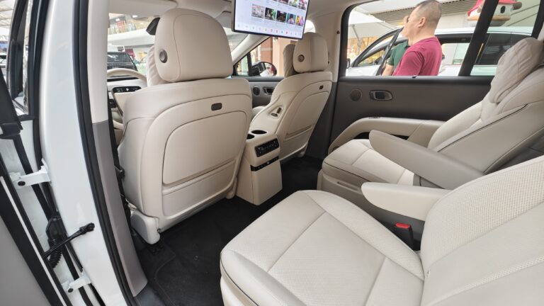 Sunday China Drive | Li Auto i8: three-row electric SUV with MPV-like design