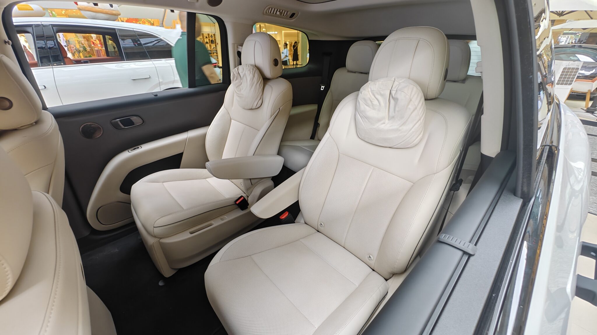 Sunday China Drive | Li Auto i8: three-row electric SUV with MPV-like design