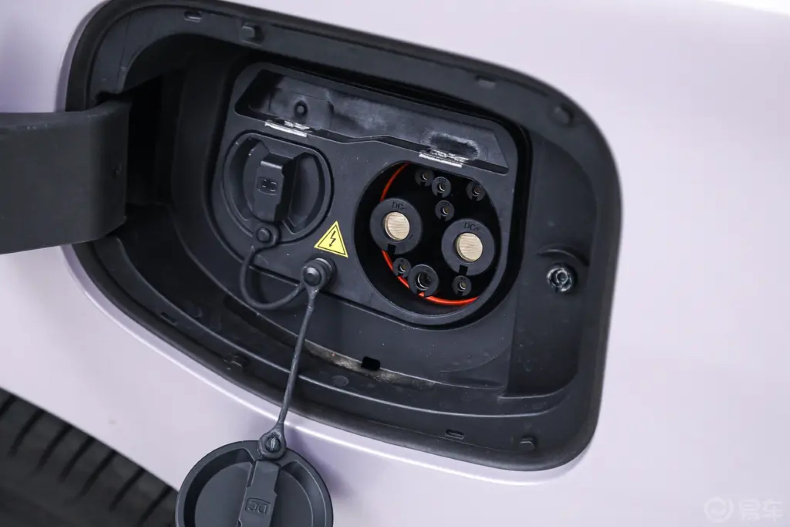 All-New MG4 debuts with semi-solid-state battery, pre-sales start at ...