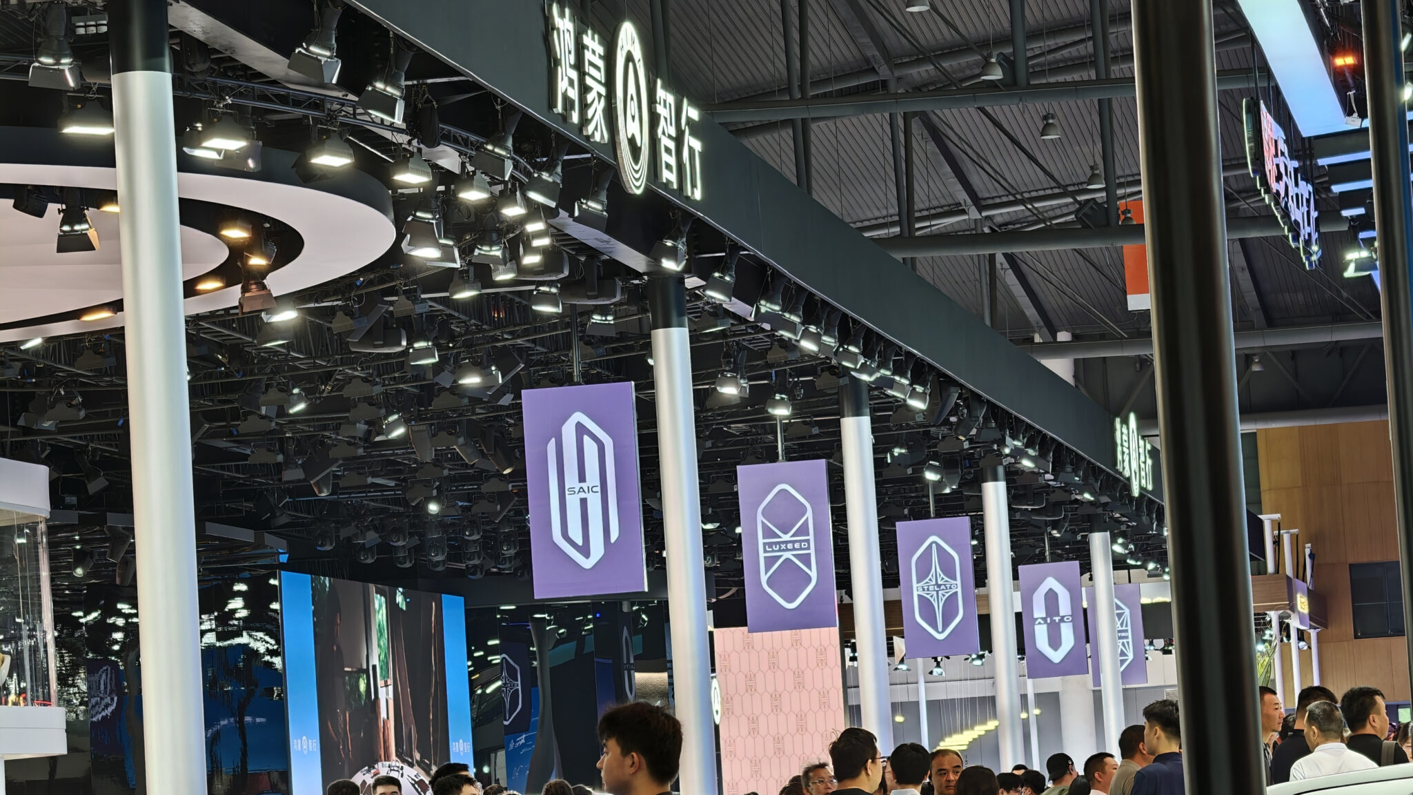 Huawei's Saic H5 new energy SUV got 80,000 orders in China