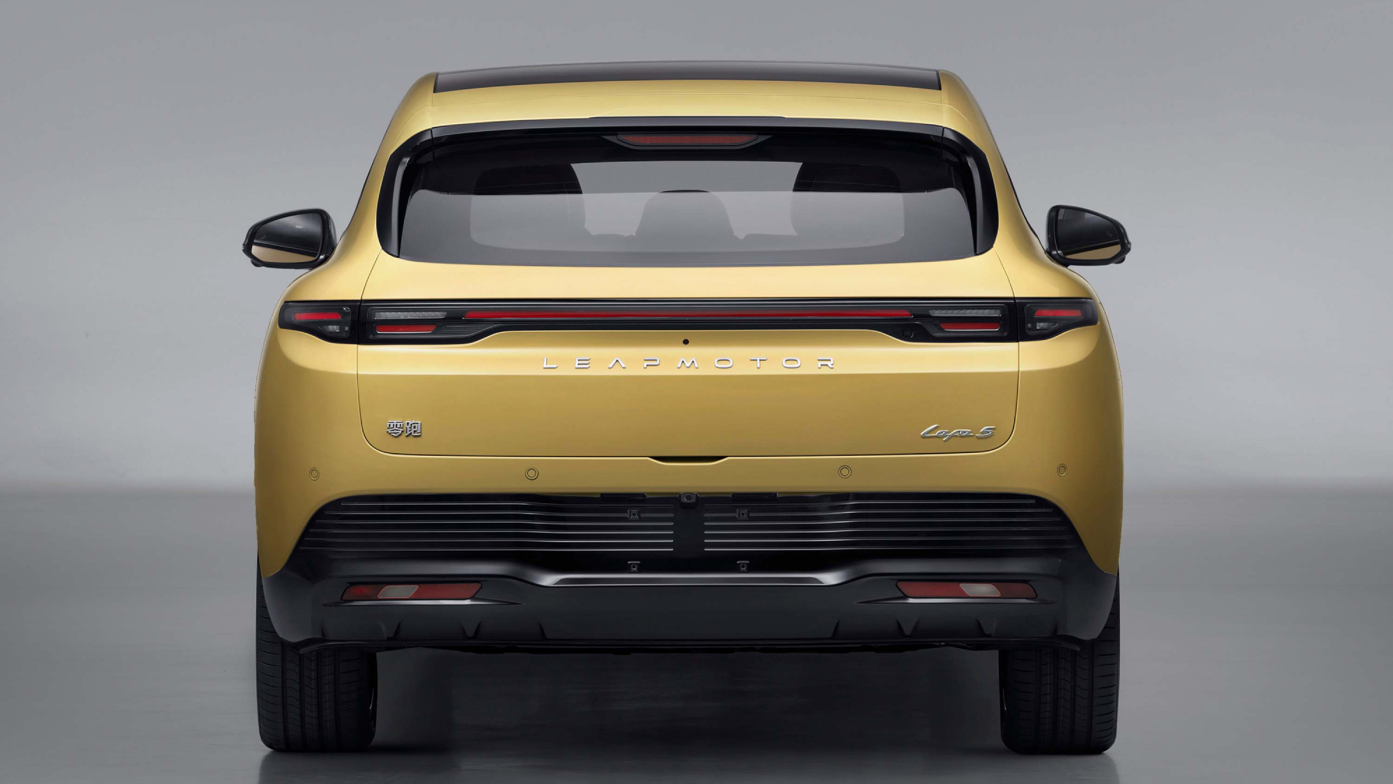 Leapmotor Lafa 5 revealed specs in China with 605 km & 160 kW