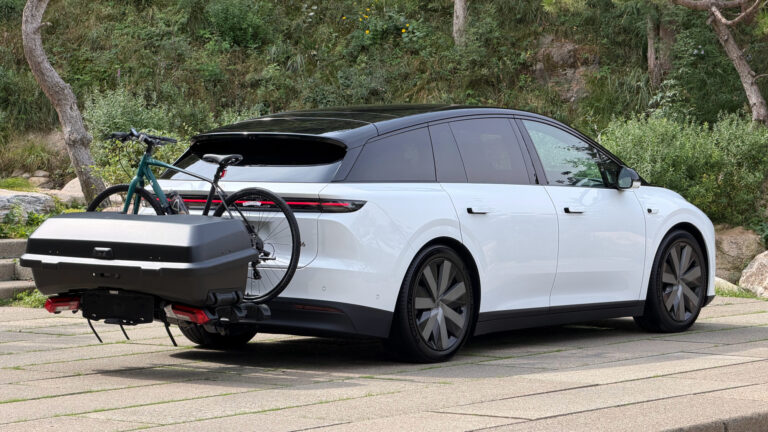 Li Auto i6 electric crossover launched in China for 35,010 USD