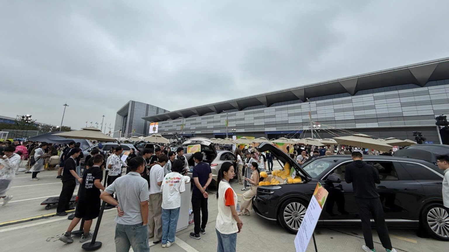 Nio Day 2025 live updates: new ES8, ET9 Horizon Edition