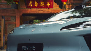 Huawei's Saic H5 new energy SUV got 80,000 orders in China