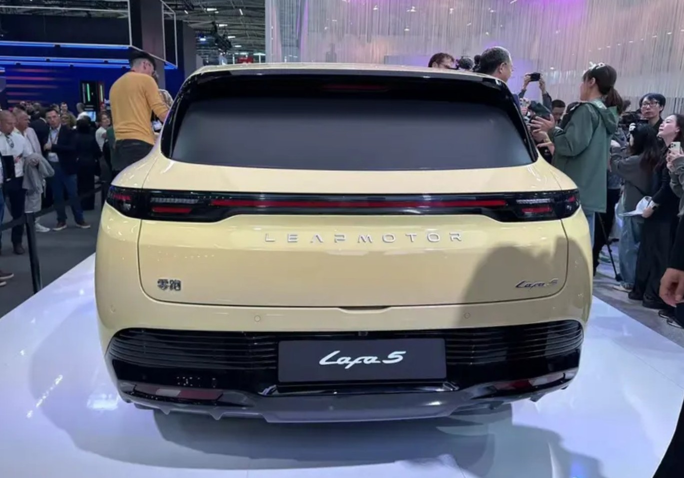 Leapmotor Lafa 5 compact EV hatchback makes global debut at the 2025 Munich Motor Show