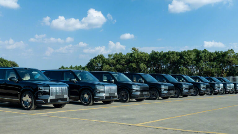 Zeekr 9X PHEV luxury SUV piles up at the factory ahead of launch