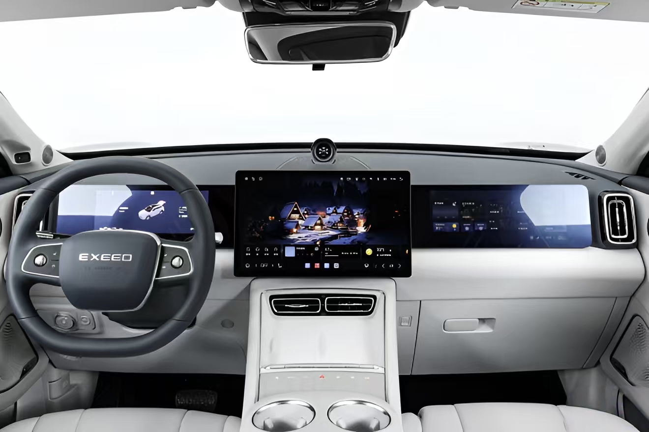 Chery’s Exeed Exlantix ET5 opens pre-sales on November 13 with 205 km EV range